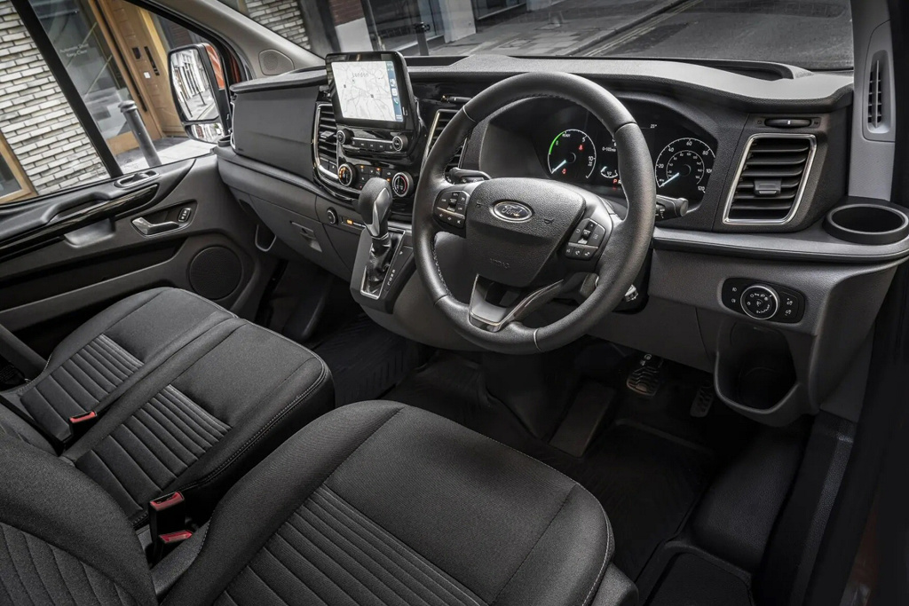 Ford Transit Custom Combi Van 320 L2 Diesel Fwd 2 0 Ecoblue Hybrid